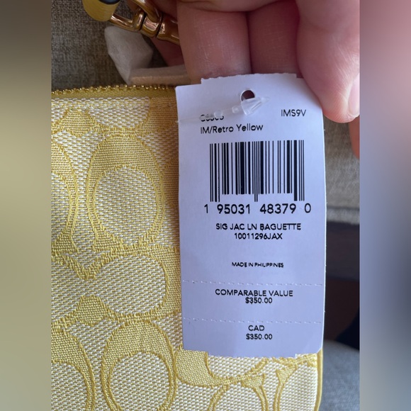 Coach | Bags | Nwtcoach Lonnie Baguette In Signature Jacquardcoach ...
